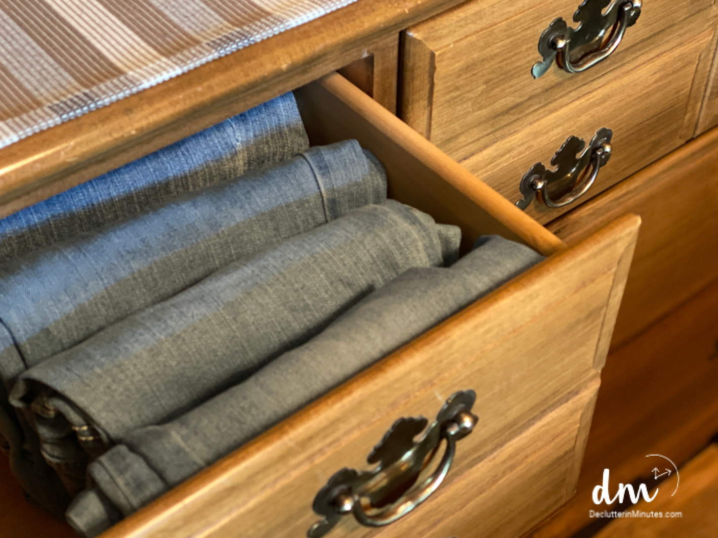 How to Organize a Chest of Drawers - Declutter in Minutes