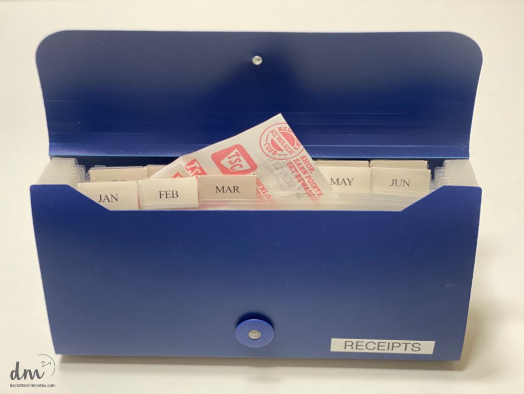How to Organize Paper Receipts and Reduce Clutter - Declutter in Minutes