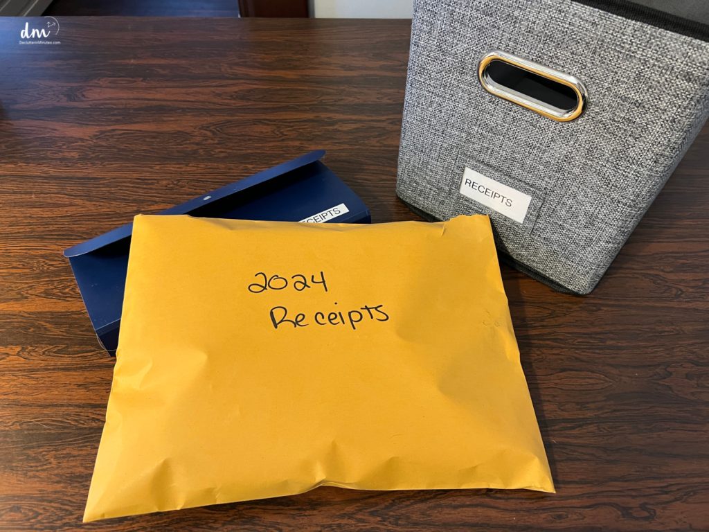 How to Organize Paper Receipts and Reduce Clutter - Declutter in Minutes