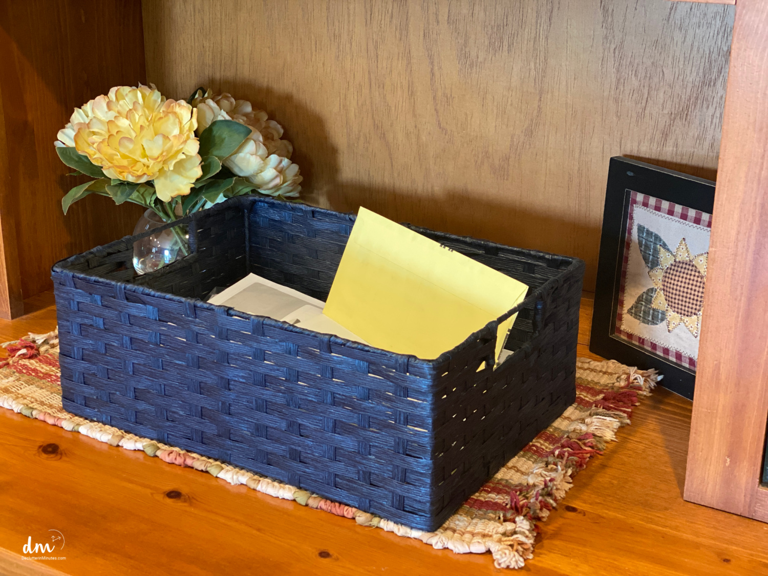Easy Decluttering Tips for Moms - Declutter in Minutes