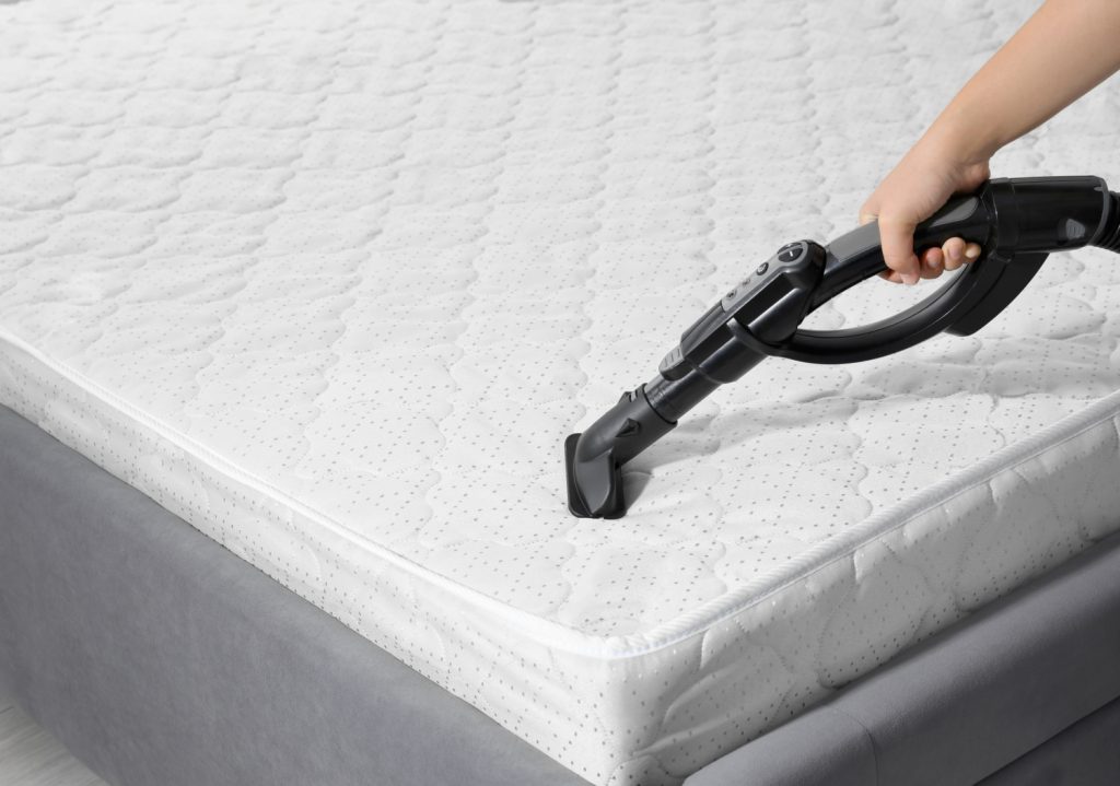 How to Clean a Mattress: A Complete Guide - Declutter in Minutes
